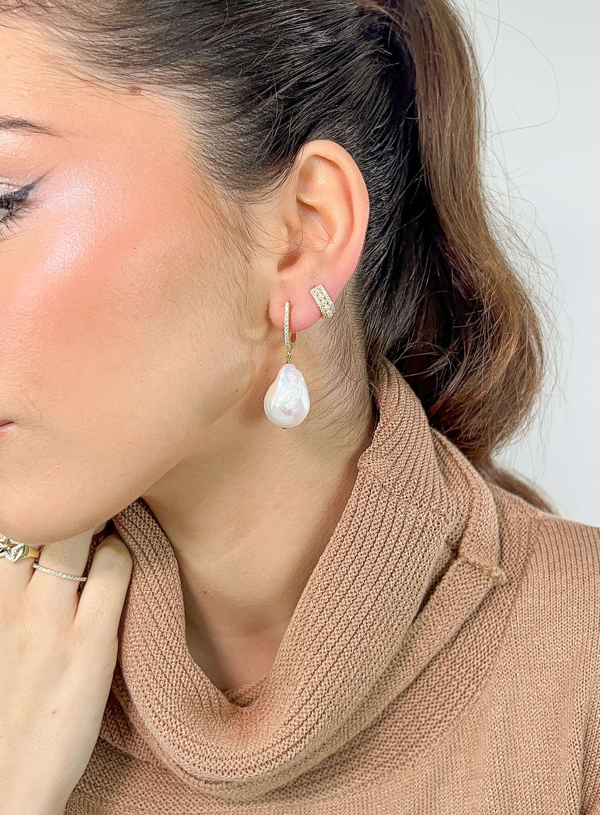 Aro Gran Pearl Drop Gold