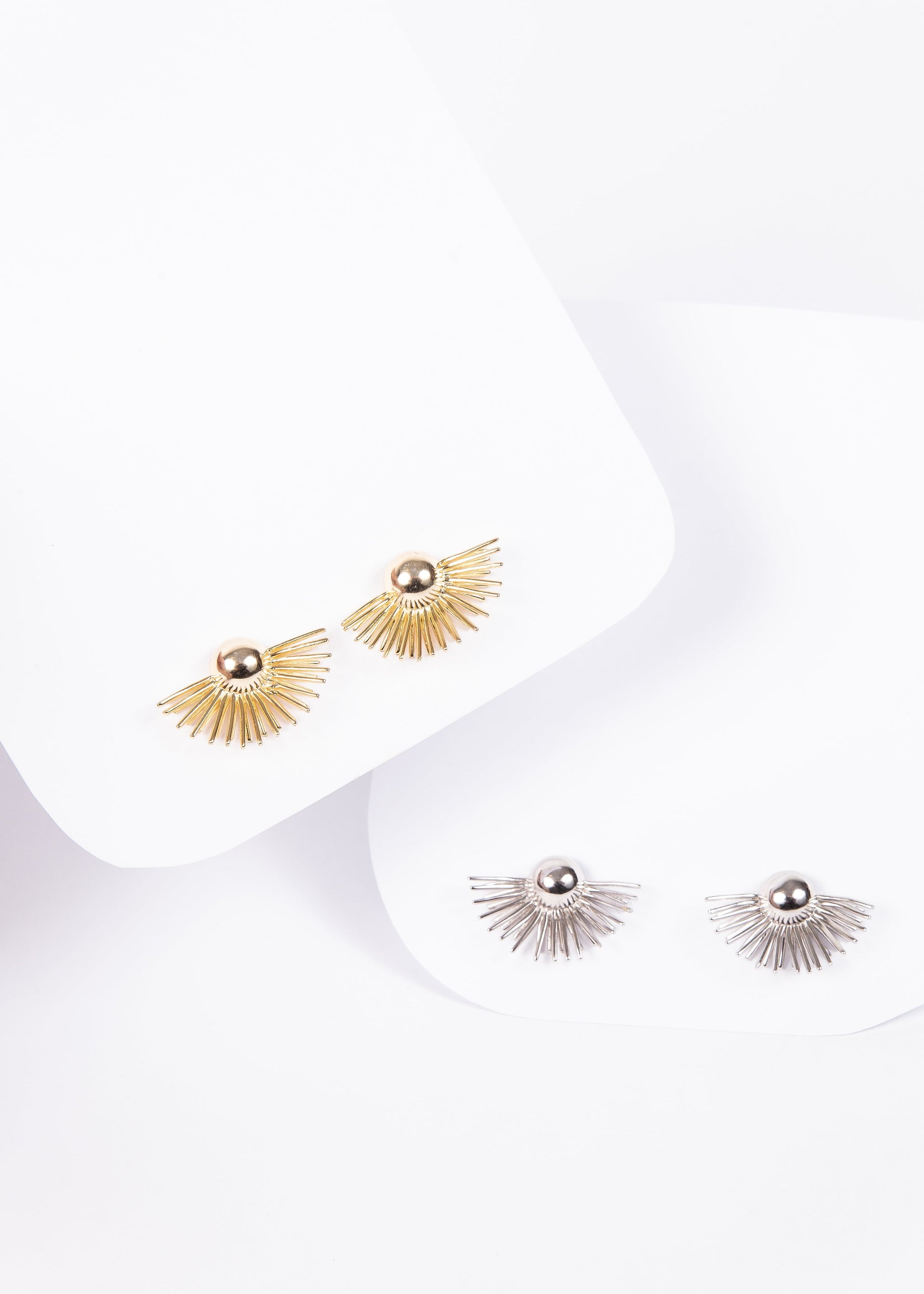 Aro Gran Sun & Rays Stud Gold