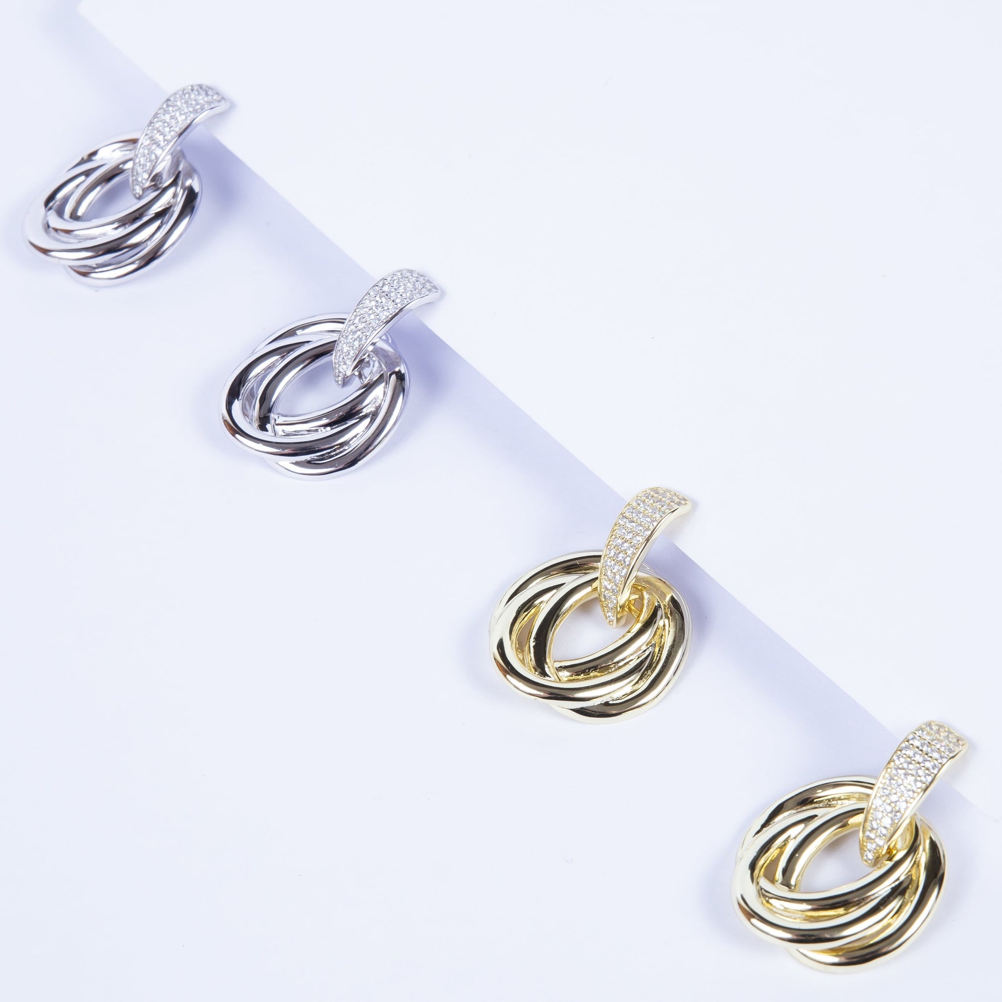 Aro Pyramid Cz stud with 3 Gran Sided Hoop