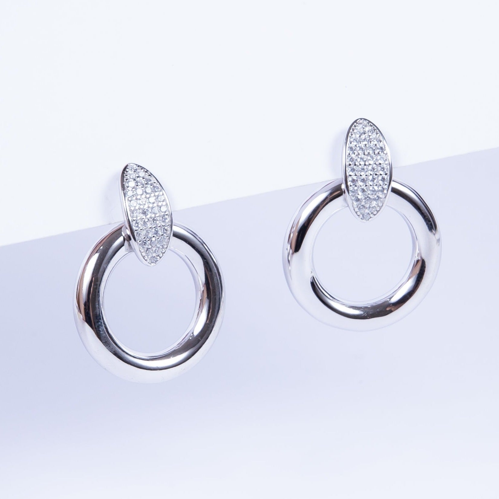 Aro Pyramid Cz stud with Gran Sided Hoop