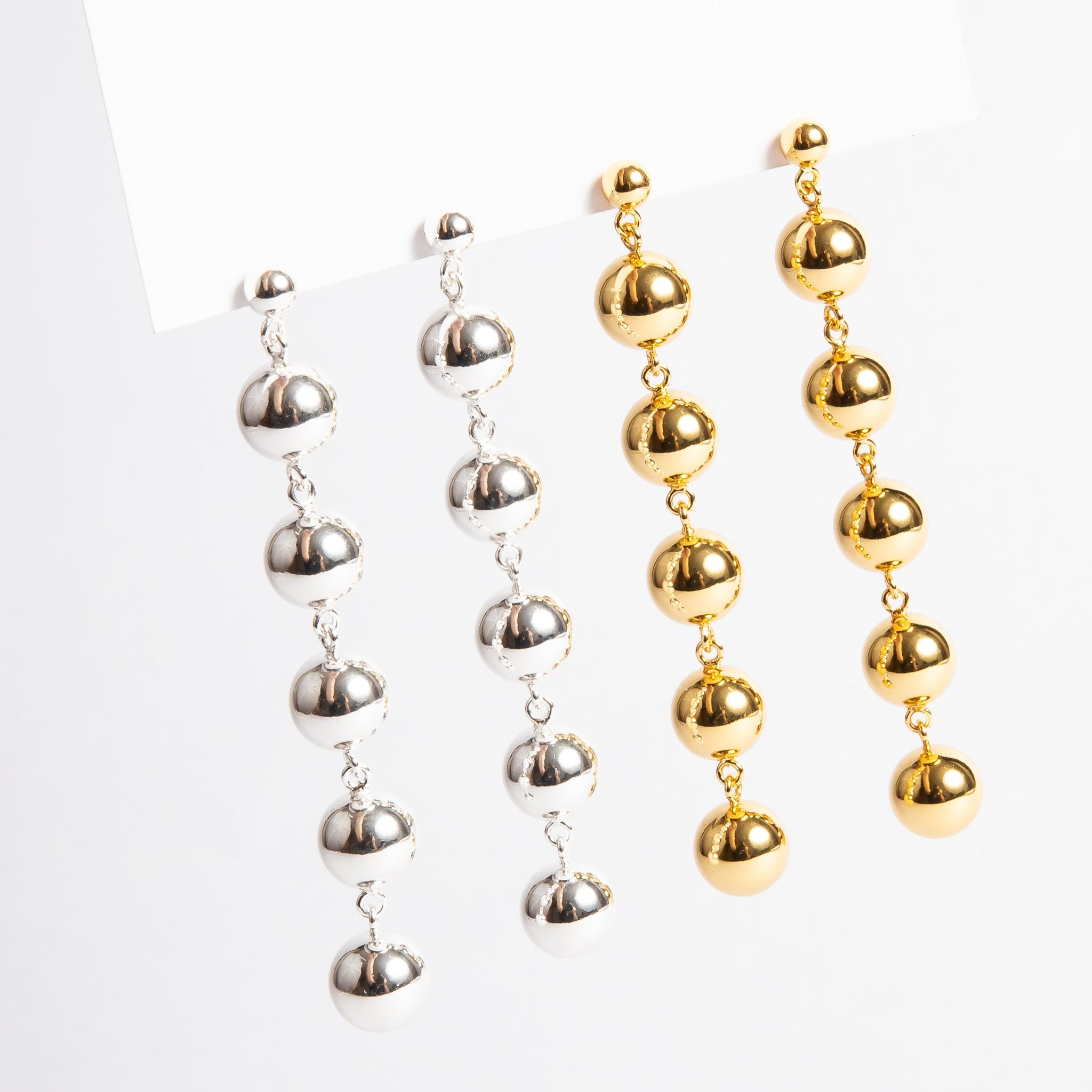 Aro Quinto Balls Dangle